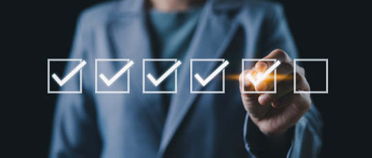 Should You Provide a Pay Bump for a Lateral Job Change? | WorldatWork